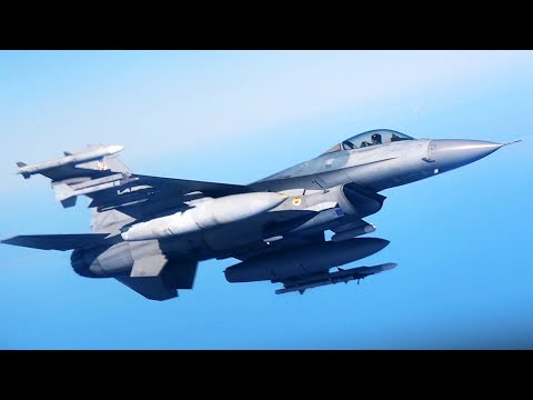F-16 Fighting Falcons From Shaw AFB, SC Integrate With KC-135 Stratotanker From MacDill AFB, FL