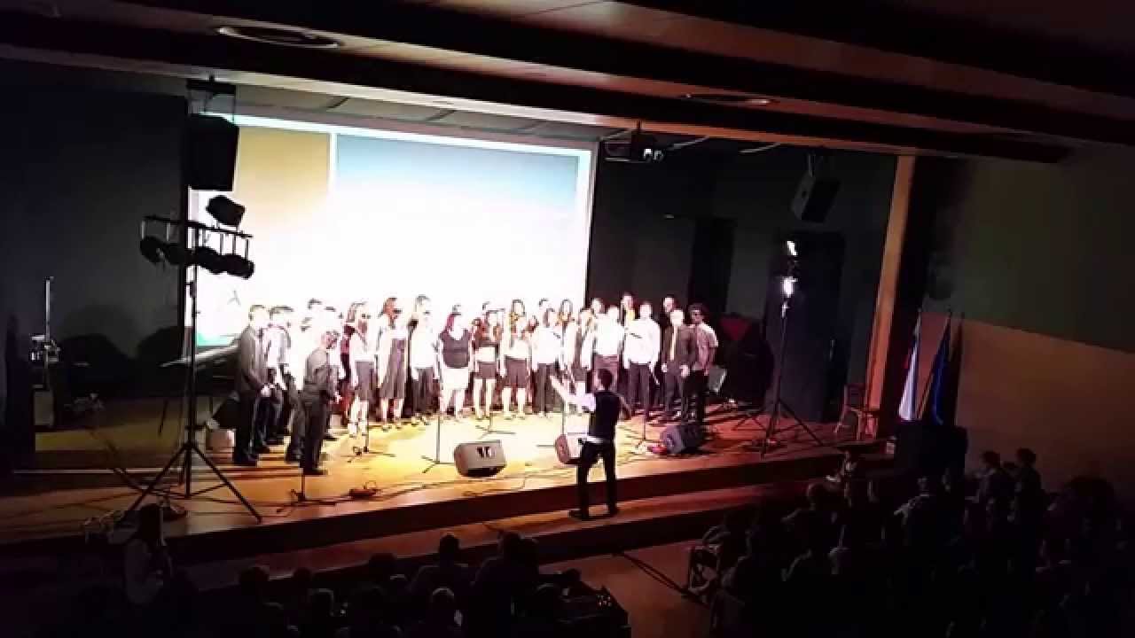 Bee Geesus - Sesithi Bonga (Live @ Antonov dom, Ljubljana) - YouTube