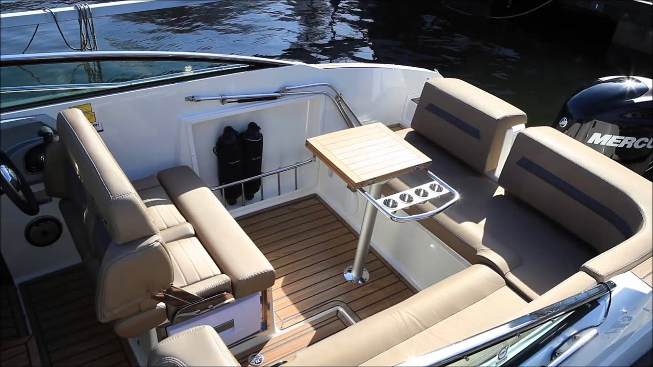 Flipper 670 DC - Daycruiser - YouTube