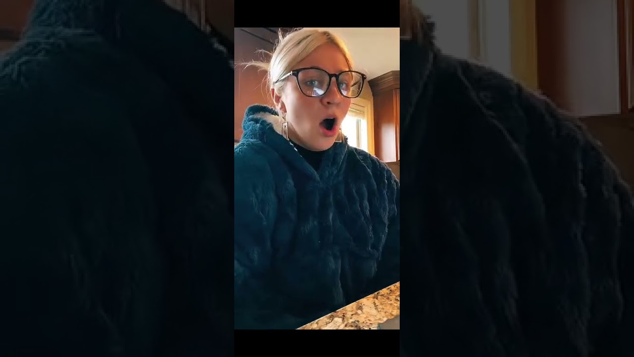 Girl Burping “weak Burps” Because Shes Bloated She Says Her Burps Are