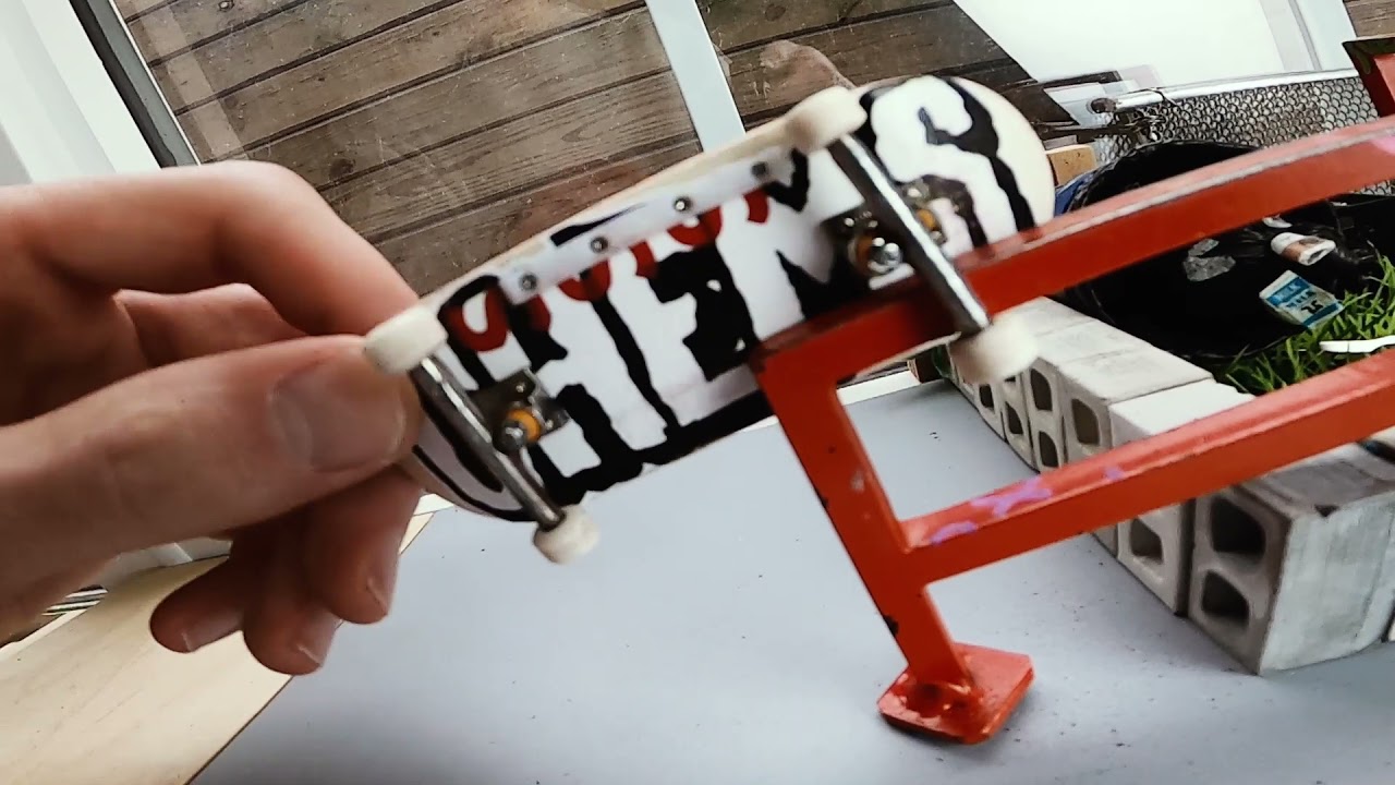 DIY Fingerboard Spot! - YouTube