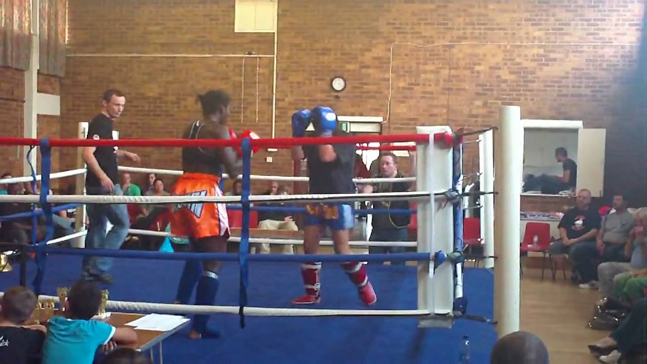 Tracy Maunder vs Diesel Gym - YouTube