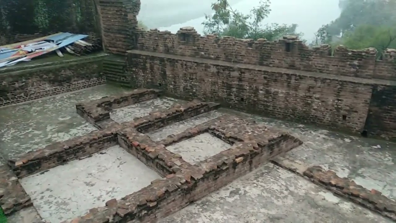 Ancient Akhnoor Fort || Akhnoor || Chenab || Jammu and Kashmir - YouTube