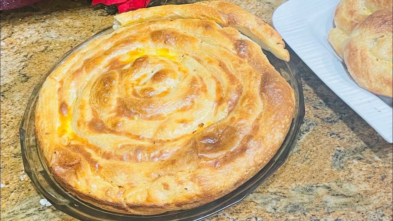 Pecivo / Maznik / Pita / So Paricka / Traditional Macedonian / Maznik ...