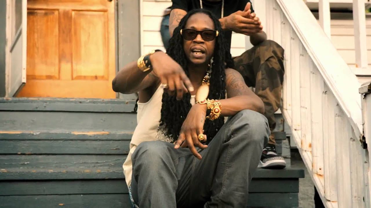 2 Chainz - Birthday Song HD ft. Kanye West - YouTube
