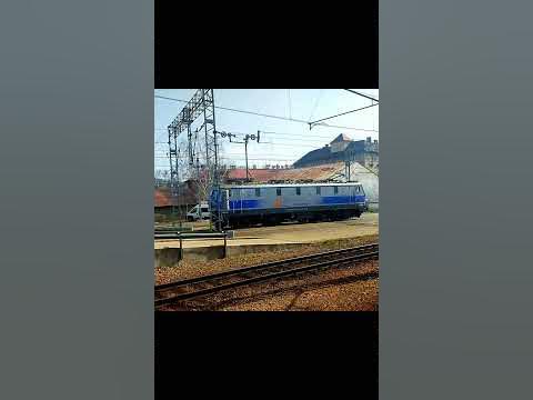 Manewry EP09-045 na stacji Kraków Główny #kolej #pociagi #pkp #ep09 - YouTube