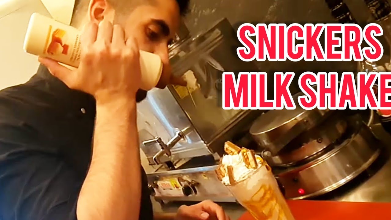 SNICKERS MILK SHAKE , HOW TO MAKE SNICKERS MILK SHAKE - YouTube