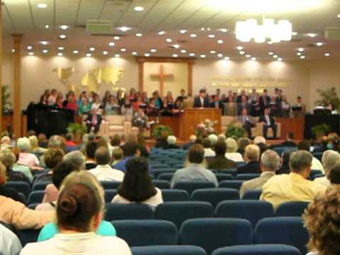 The Winning Side by The Calvary Choir w/ Jerry Howerton - YouTube