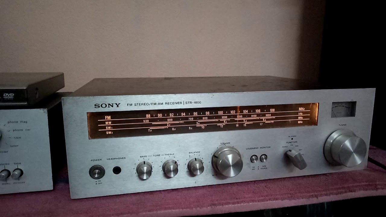 Sony STR 1800 stereo tuner amplifier with dual 8" tower speaker sound ...