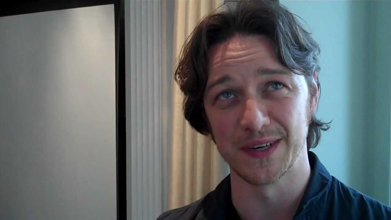 James Mcvoy talks X-Men with the HFPA - YouTube