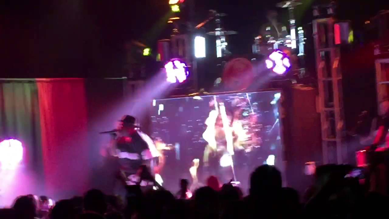 Tech nine at the house of blues - YouTube