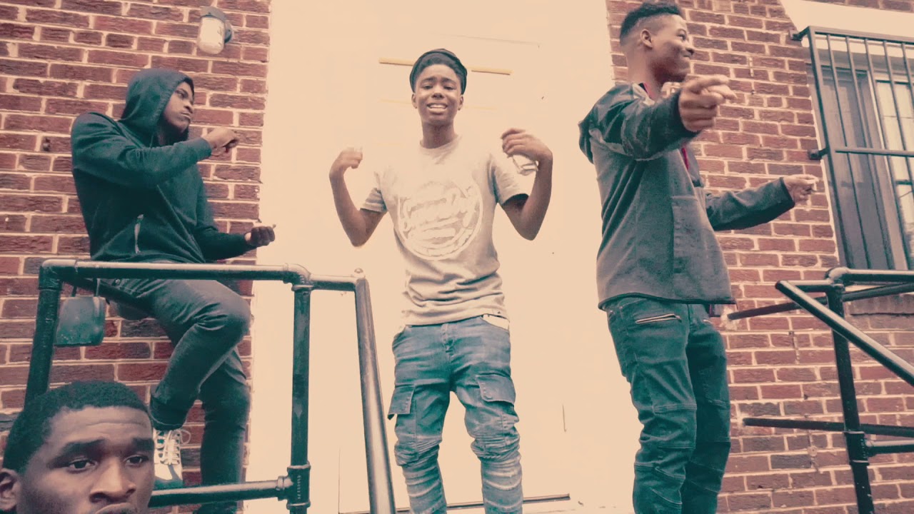 Ray Money feat. Stacks - " G E E K I N " - YouTube