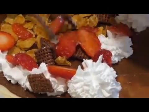 THAILAND STREET FOOD | rainbow galaxy crepe and nutela strawberry crepe ...