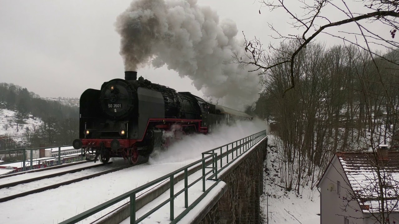 Mit 2 Dampfloks gegen den Berg - Winterdampf auf steilen Rampen - YouTube