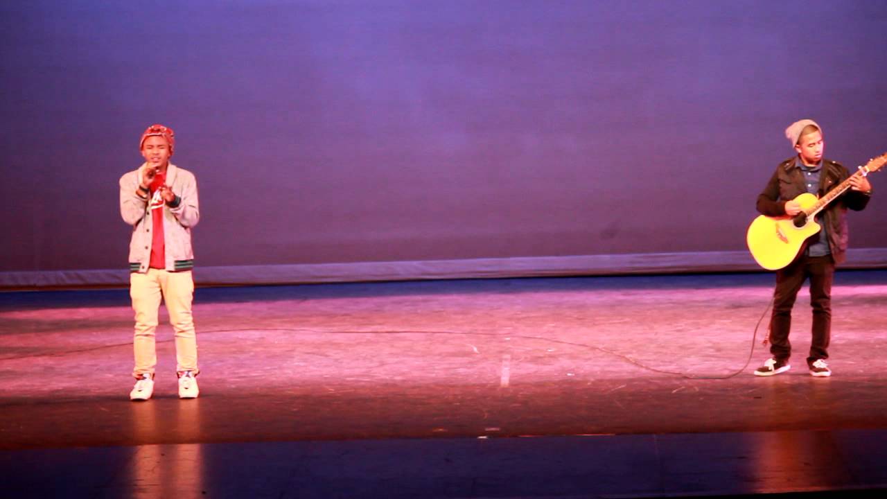 Jamieboy and Hector at Dance For a Cure 2012 - YouTube