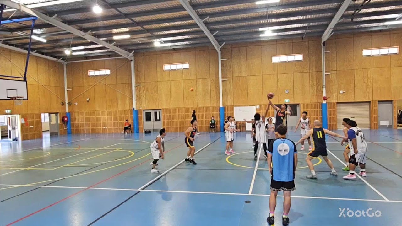 ISO beats Red Rooster for 4th straight win! - YouTube
