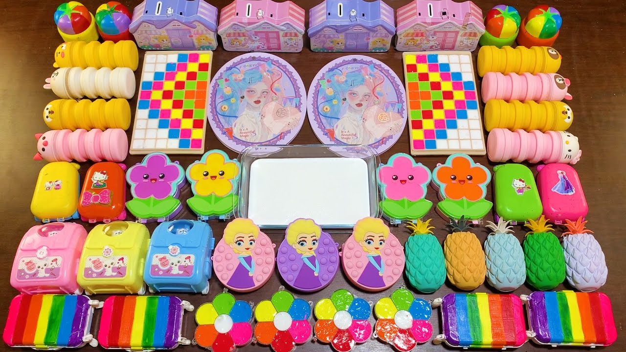 Frozen Elsa and Shadow EYE Makeup! Mixing Random thing into Slime ...