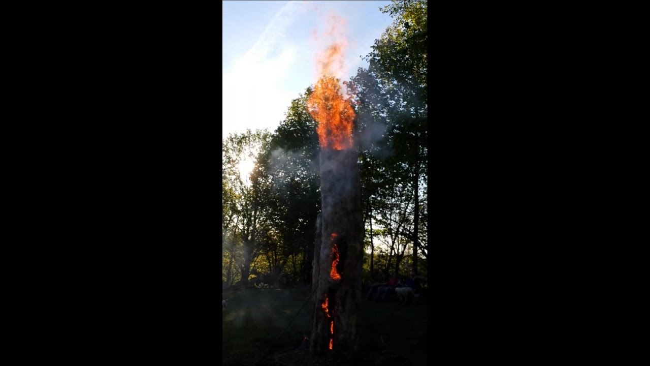 Pa redneck camp fire lit - YouTube