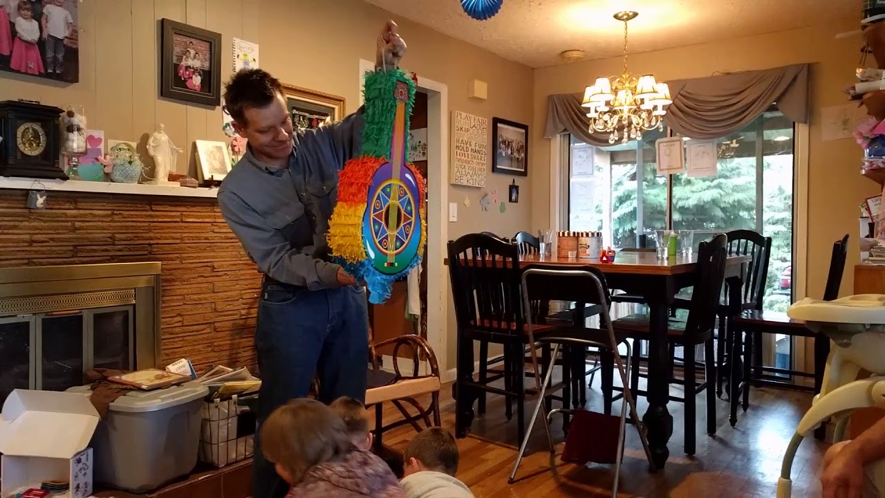 Papa's Pinata - YouTube