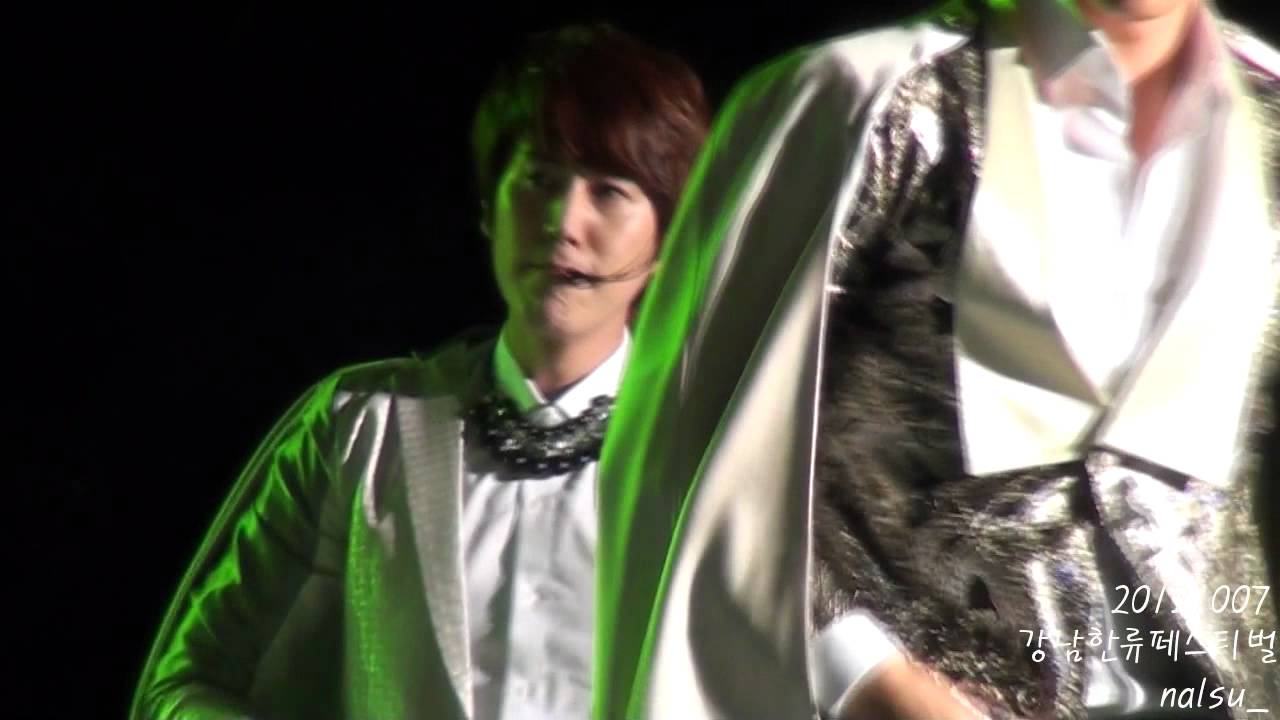 121007 강남한류페스티벌(K-POP Concert)-오페라(Opera)(Kyuhyun) - YouTube