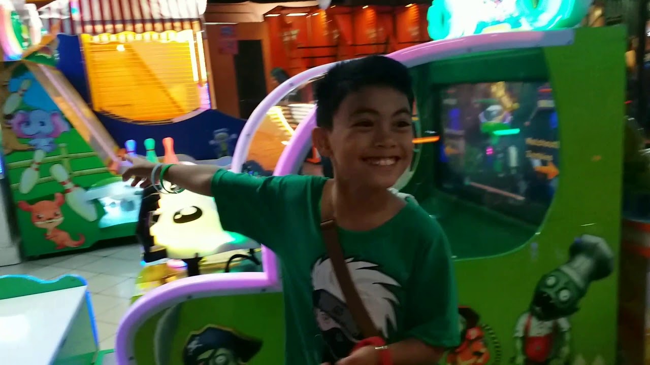 SM MEGAMALL ARCADE bonding with kids - YouTube