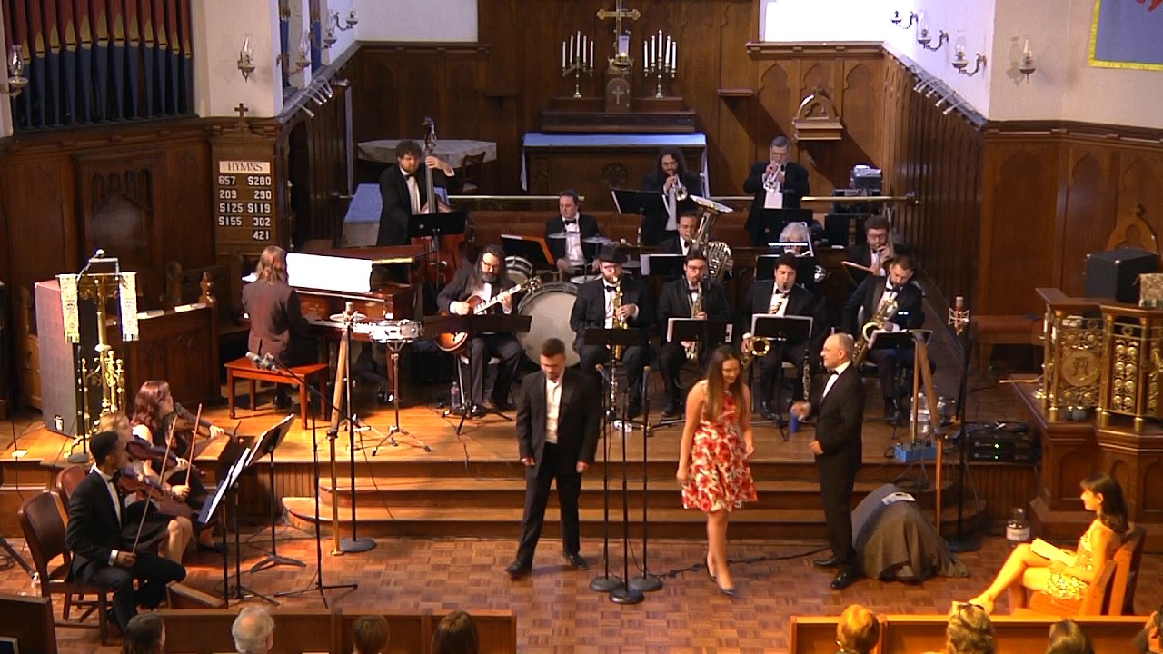 SYMPHONIA PHONOTONE dance orchestra - Singing in the rain - YouTube