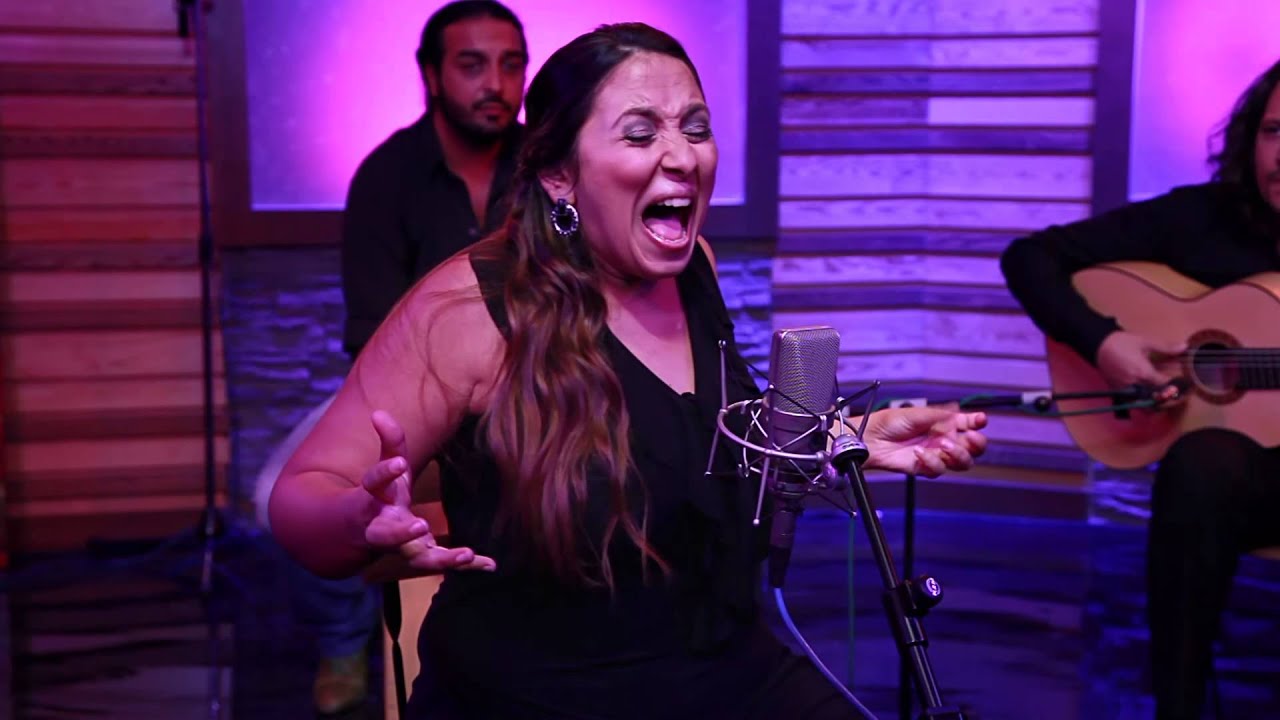 MONTSE CORTES - Los pies equivocados - YouTube