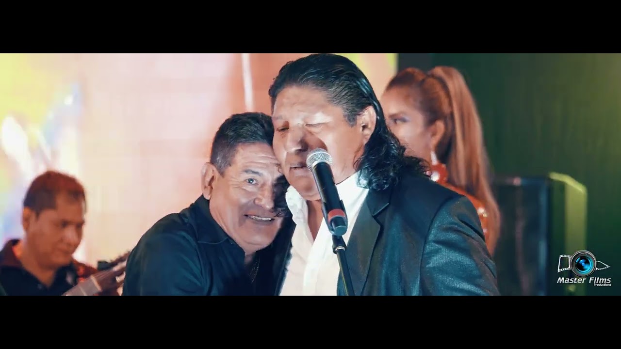 OSITO PARDO WILLIAMS ENRIQUE - MEDALLITA CONCIERTO 4K - YouTube