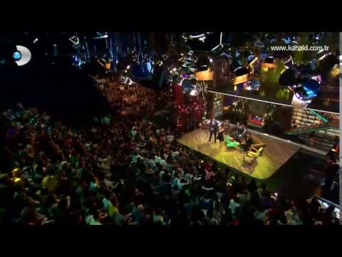 Beyaz Show   Beyaz ve Ayla Çelik'in 'Bağdat' Düeti mp4