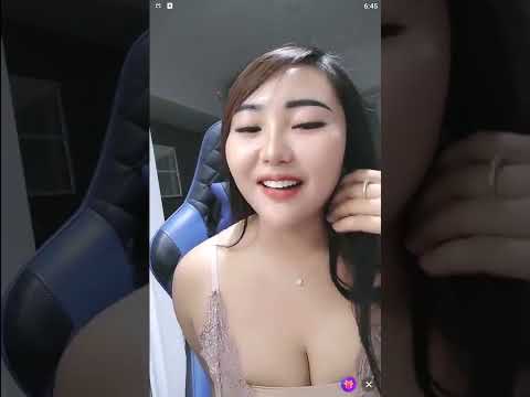 Live Hot!! Kak Miyuki CD Merah
