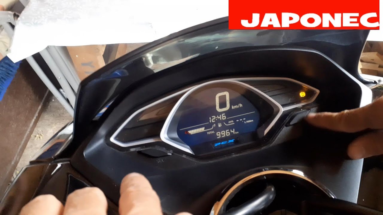 Honda PCX 125 time adjust - YouTube