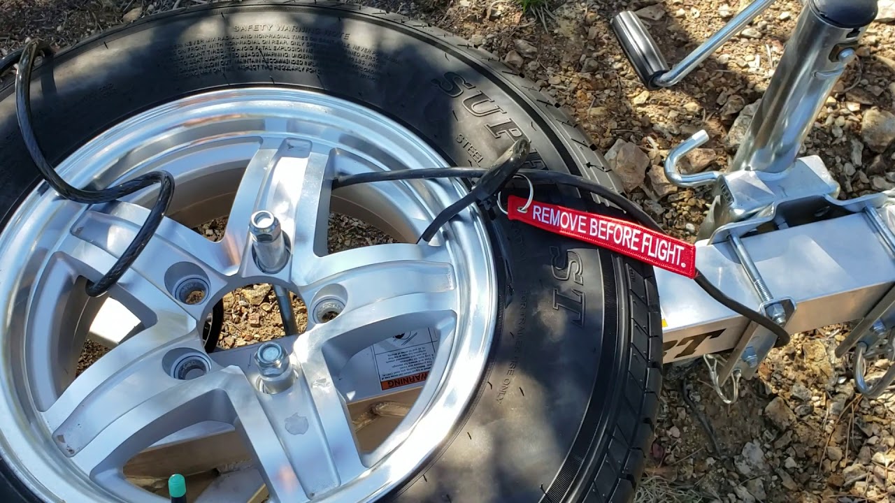 Aluminum Trailer Gets Locked With Cheap Bike Cables - YouTube