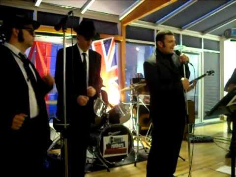 ALLAN COFFIN SINGS SOULMAN LIVE IN LONDON 2011 BY THE BLUES BROTHERS ...