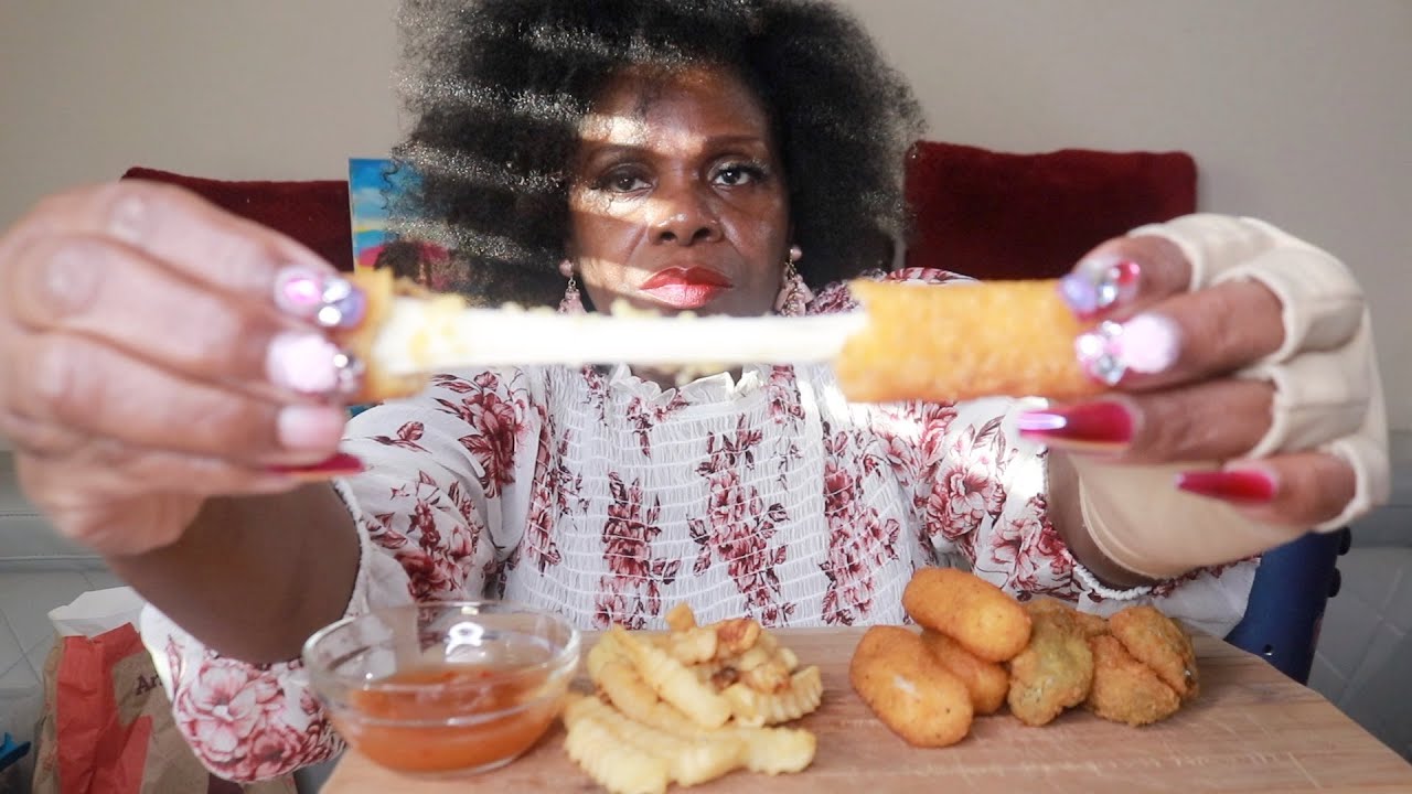 ARBY'S CHEESY MOZZARELLA STICKS WITH FRIES AND FRIED Jalapeño ASMR ...