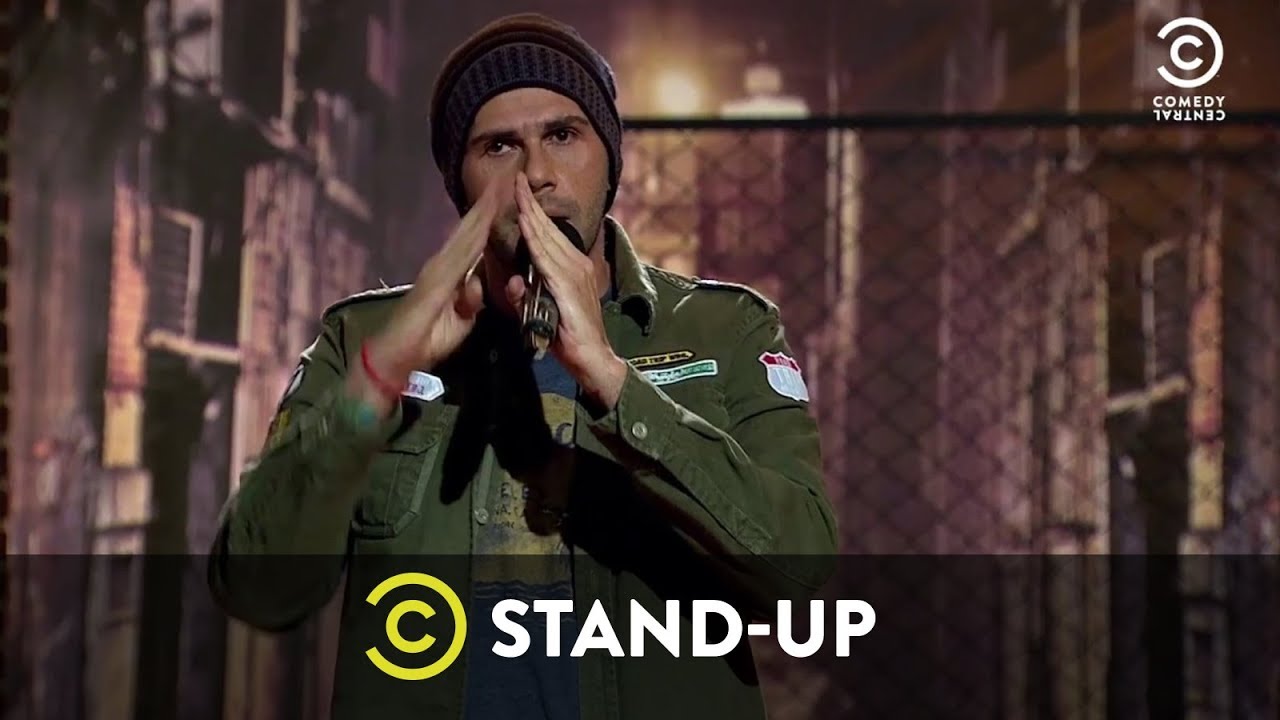 Alejo Mejía II @ #StandupEnComedy - YouTube