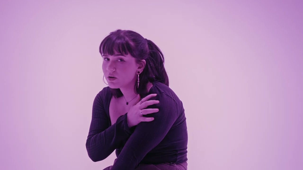 l.ucas, layzi - deep end (OFFICIAL MUSIC VIDEO) - YouTube