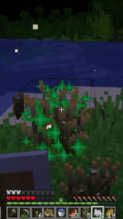 New Firefly Bush in Minecraft Snapshot 25w05a - YouTube