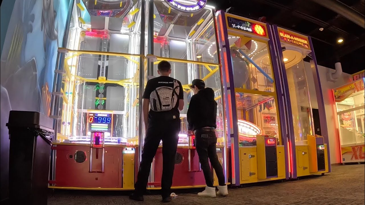 CHAOS AT THE ARCADE! | Arcade Matt BTS - YouTube