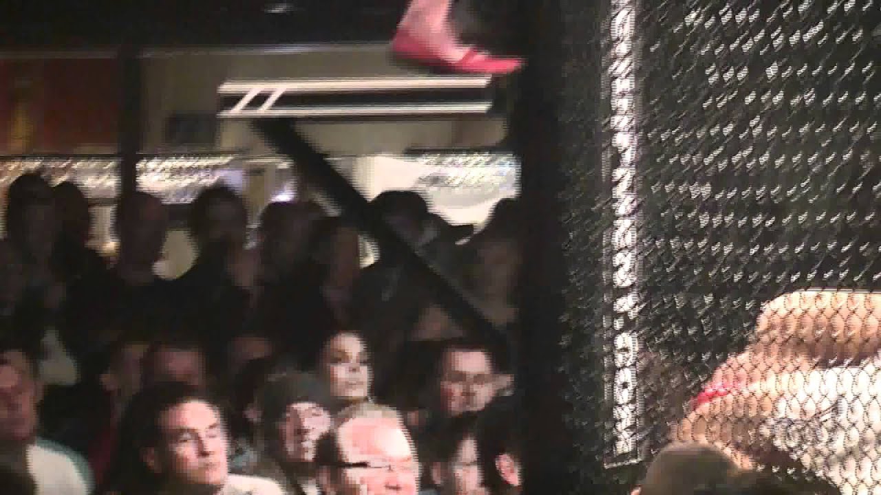 Dylan "the Villain" Andrews vrs Rob Giuffrida Nitro 3 Round 2 - YouTube