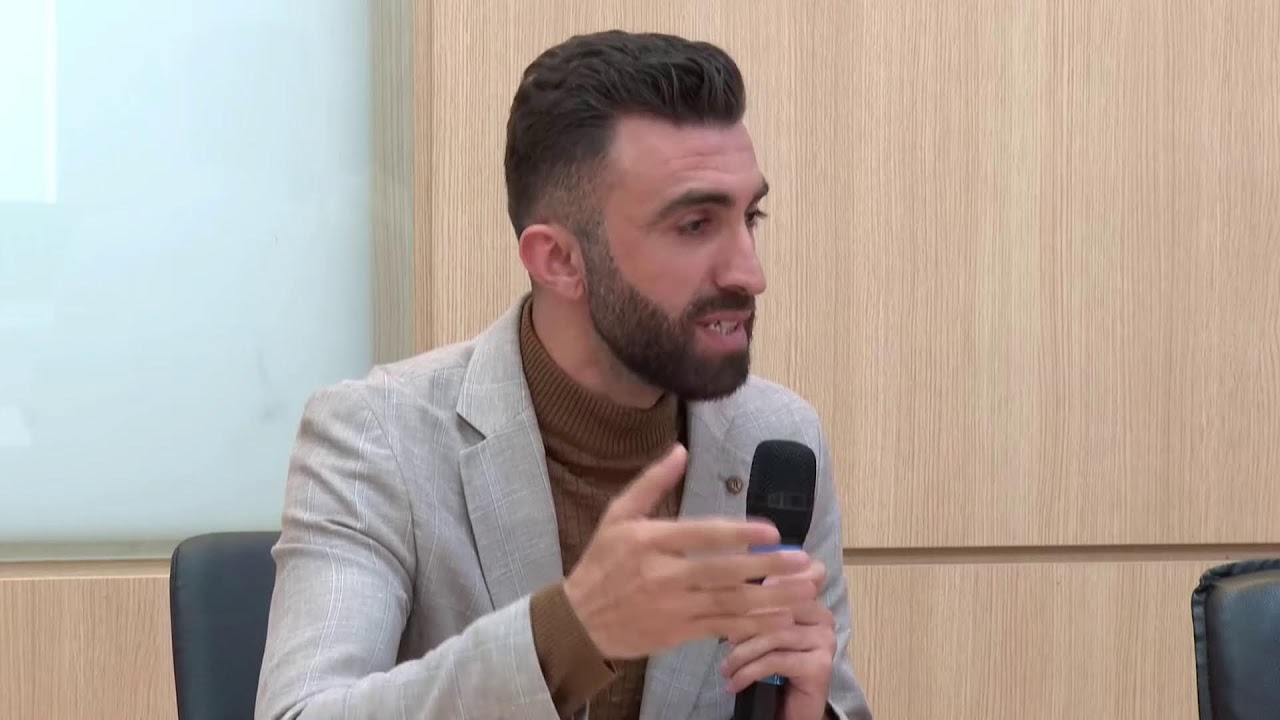 Kryetari i PD, Sali Berisha zhvillon konferencën e përjavshme me ... Kryetari i PD, Sali Berisha zhvillon konferencën e përjavshme me ...