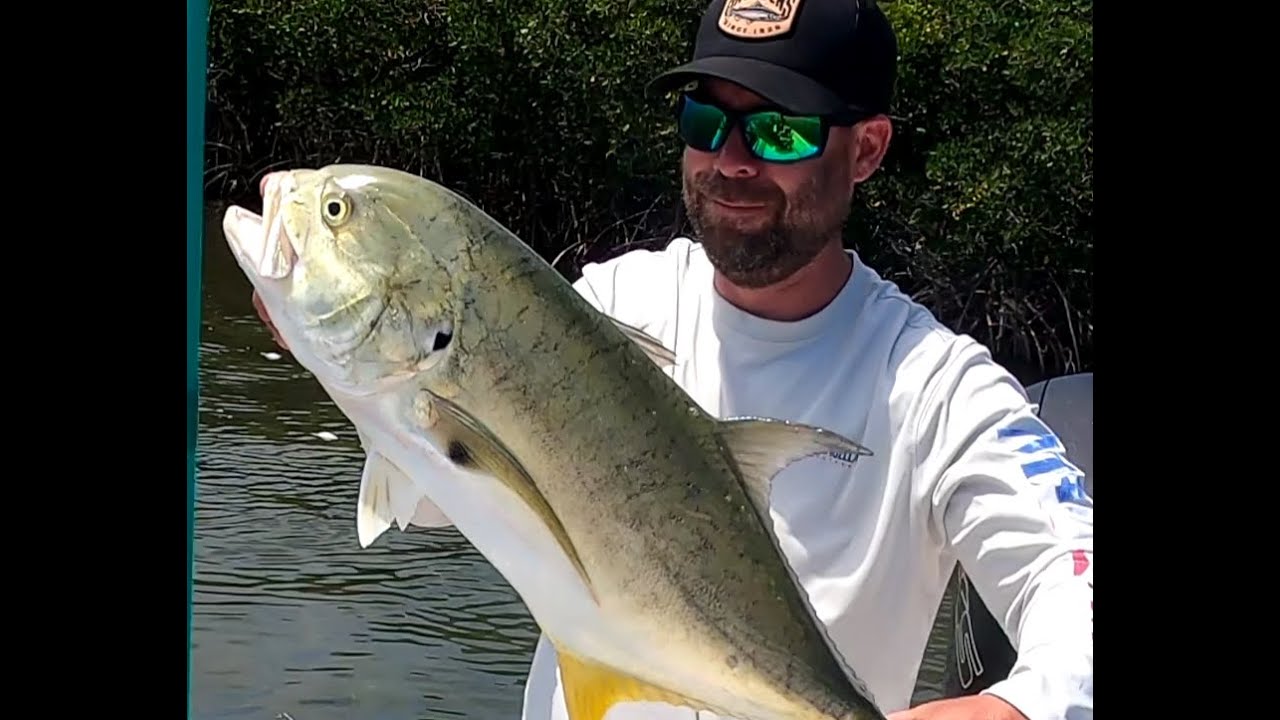 OZELLO KEYS FISHING PT1 - YouTube