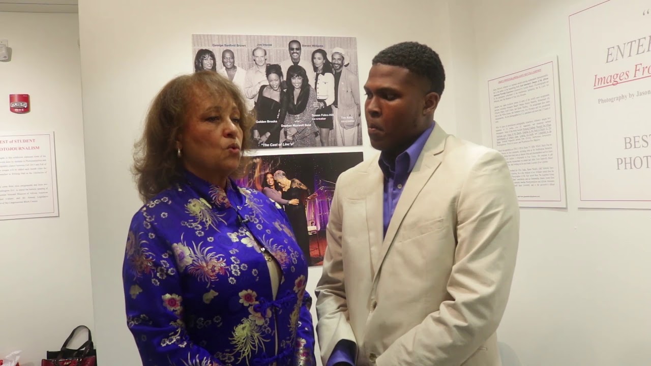 Xavier McKnight Interviews Actress Daphne Maxwell-Reid - YouTube