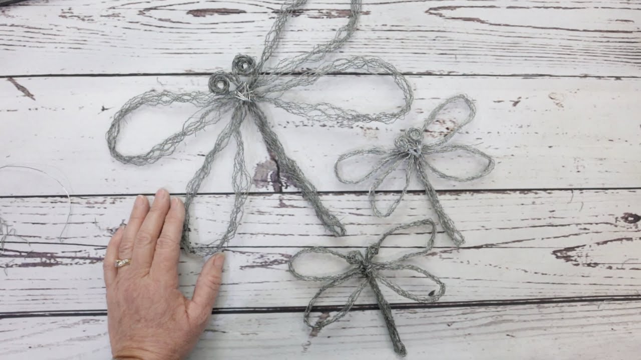 Chicken Wire Dragonfly Tutorial Collaboration @we-metwirework571 - YouTube