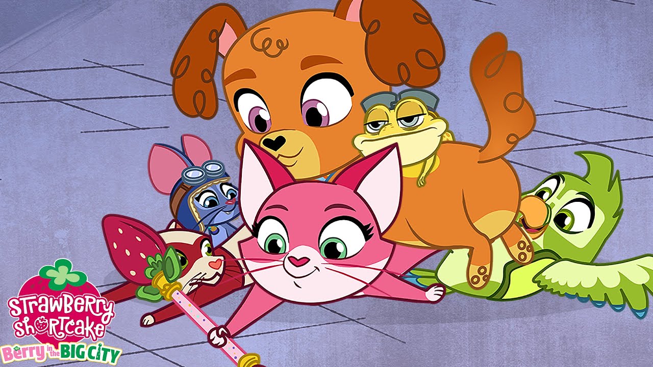 Strawberry Shortcake 🍓 The Search for the Missing Spoon! 🍓 Berry in the ...