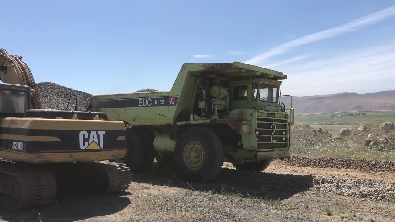 #158 Euclid R-35 Rock Truck - YouTube