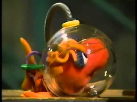 Sesame Street Wanda The Fish Visits - YouTube