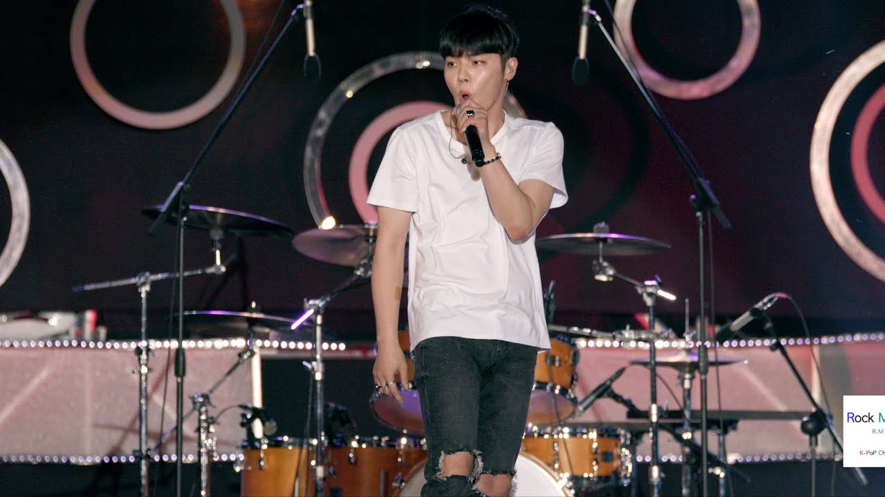 휘성 (WheeSung) Insomnia (불면증) [4K 60P RAW 직캠]@180728 락뮤직 - YouTube