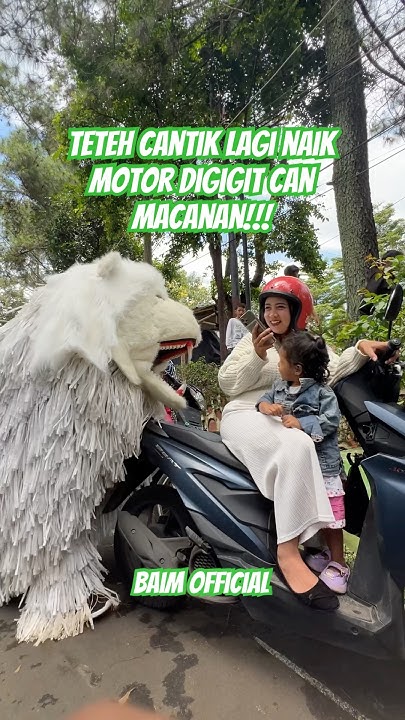 Teteh Cantik Lagi Naik Motor Di Gigit Can Macanan!!! #canmacanan #lucu #shorts - YouTube