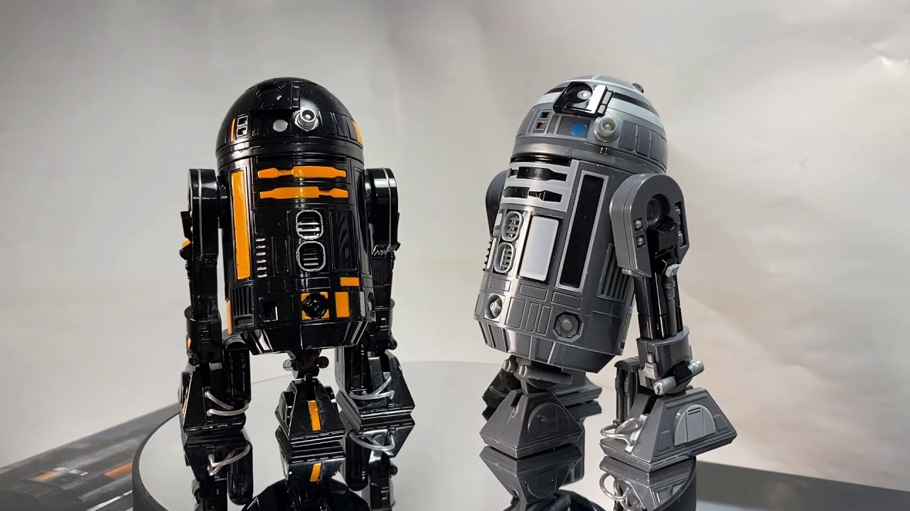 Bandai Star Wars R2 Q5 and R2 Q2 - YouTube