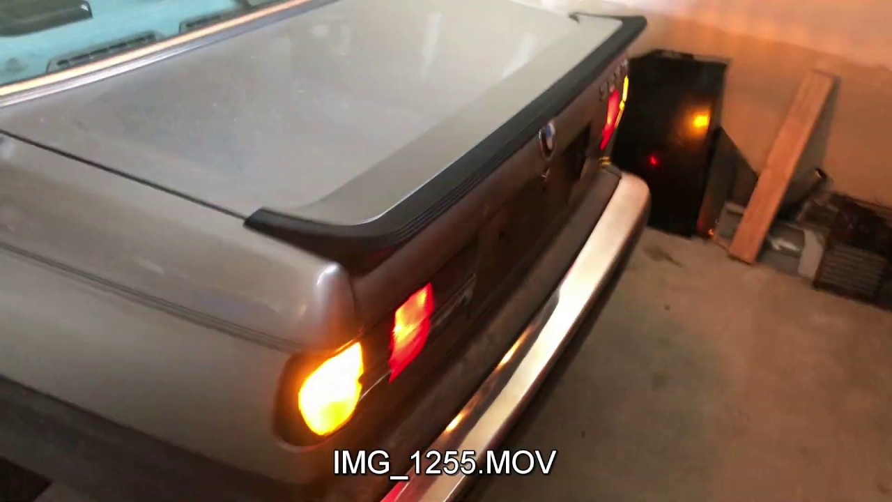 BMW E30 LED Turn Signal Conversion - YouTube